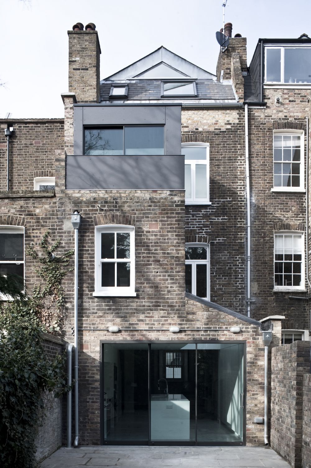 Cloth House - Manalo & White Architects