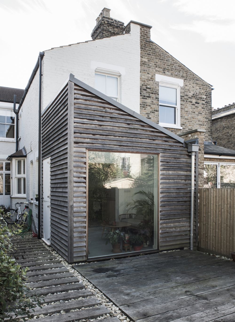 Hut House - Manalo & White Architects